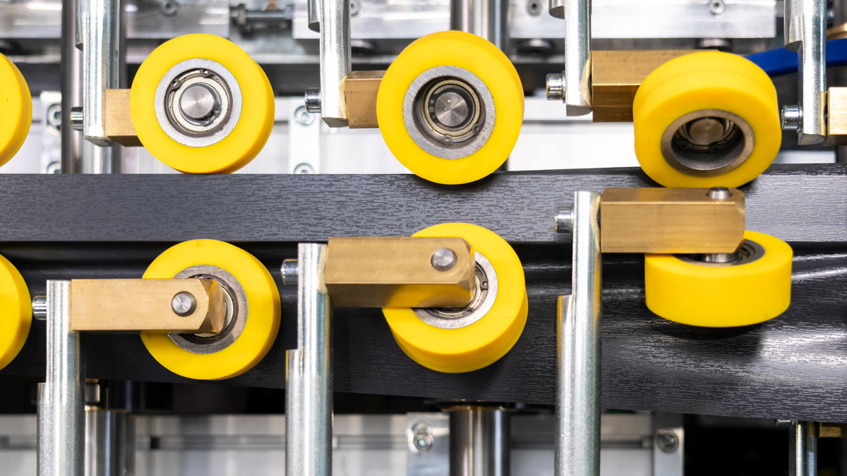 Machines for profile wrapping: applications, technologies, and advantages